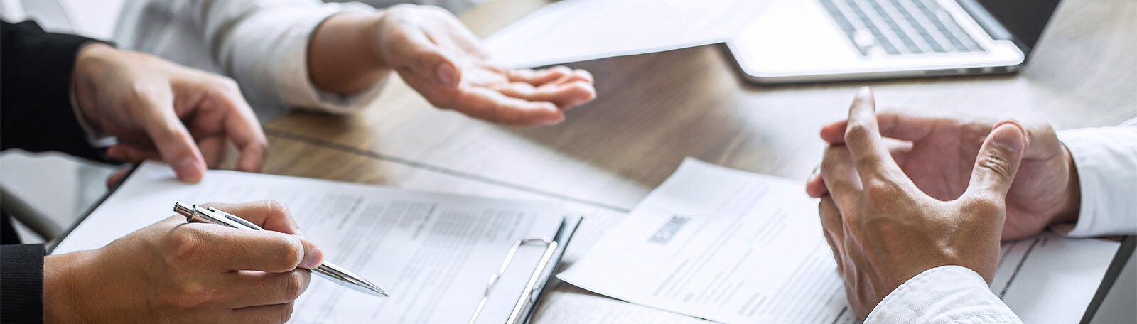 4 Resume Tips for Job Seekers - PostNet